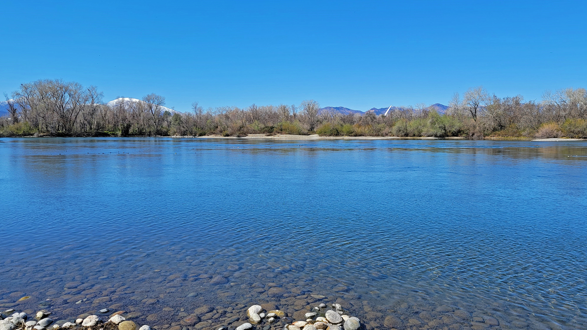 Sacramento River, Redding CA: Photos & info of the Redding area